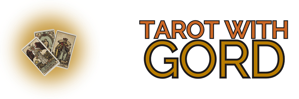 Tarot vs Oracle Cards: Key Differences and How to Choose