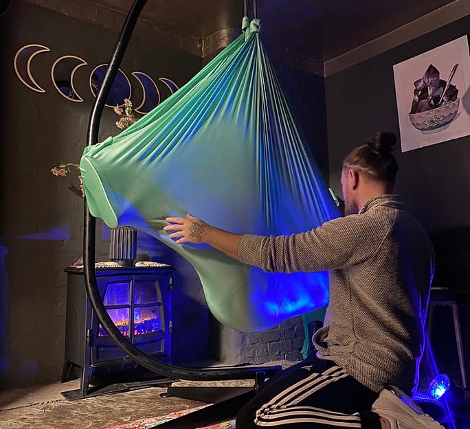 What Are the Benefits of a Sound Bath? 5 Reasons They Work